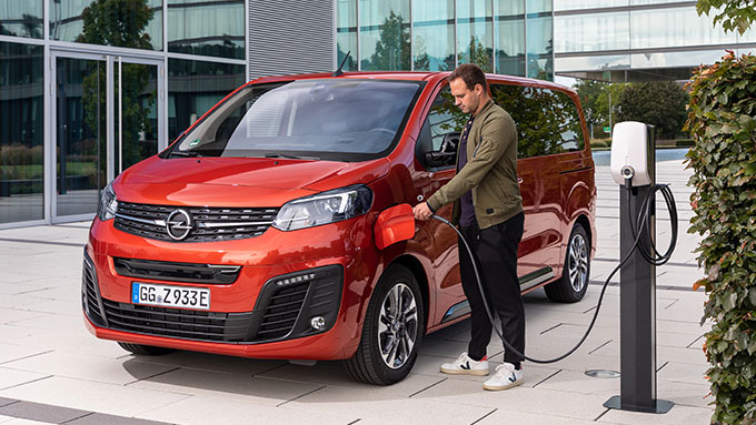 Taxis Opel | Transport de Personnes | Opel France