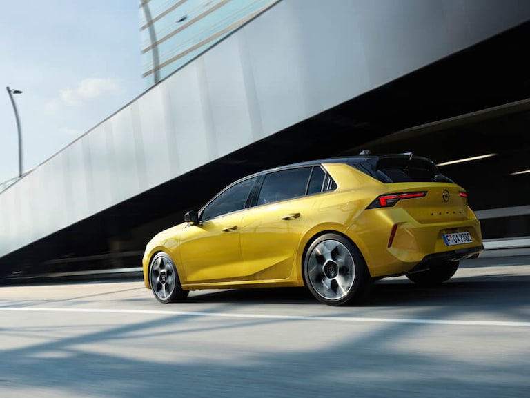 Opel Astra | Voiture Électrique, Hybride ou Essence | Opel FR